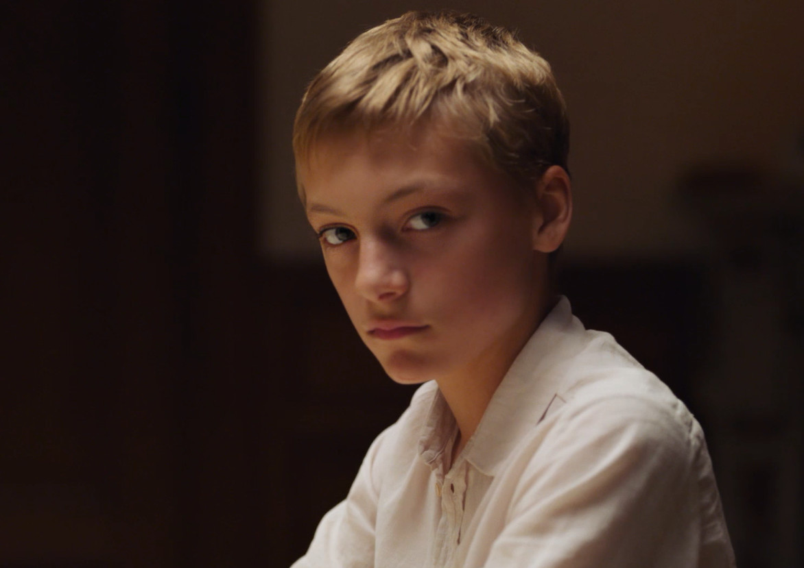 Close ( 2022) » TheSkyKid.Com